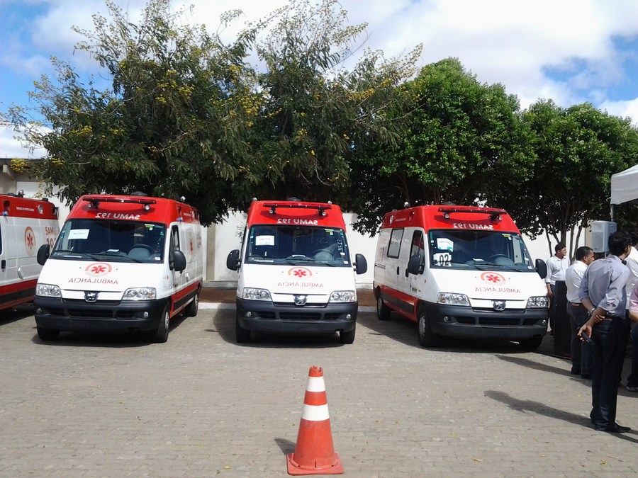 Unidade do SAMU de Caetité recebe nova ambulância | PSB - Bahia Unidade do SAMU de Caetité recebe nova ambulância | PSB - Bahia